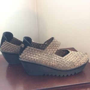 bernie mev. | Shoes | Bernie Mev Metallic Wedges | Poshmark